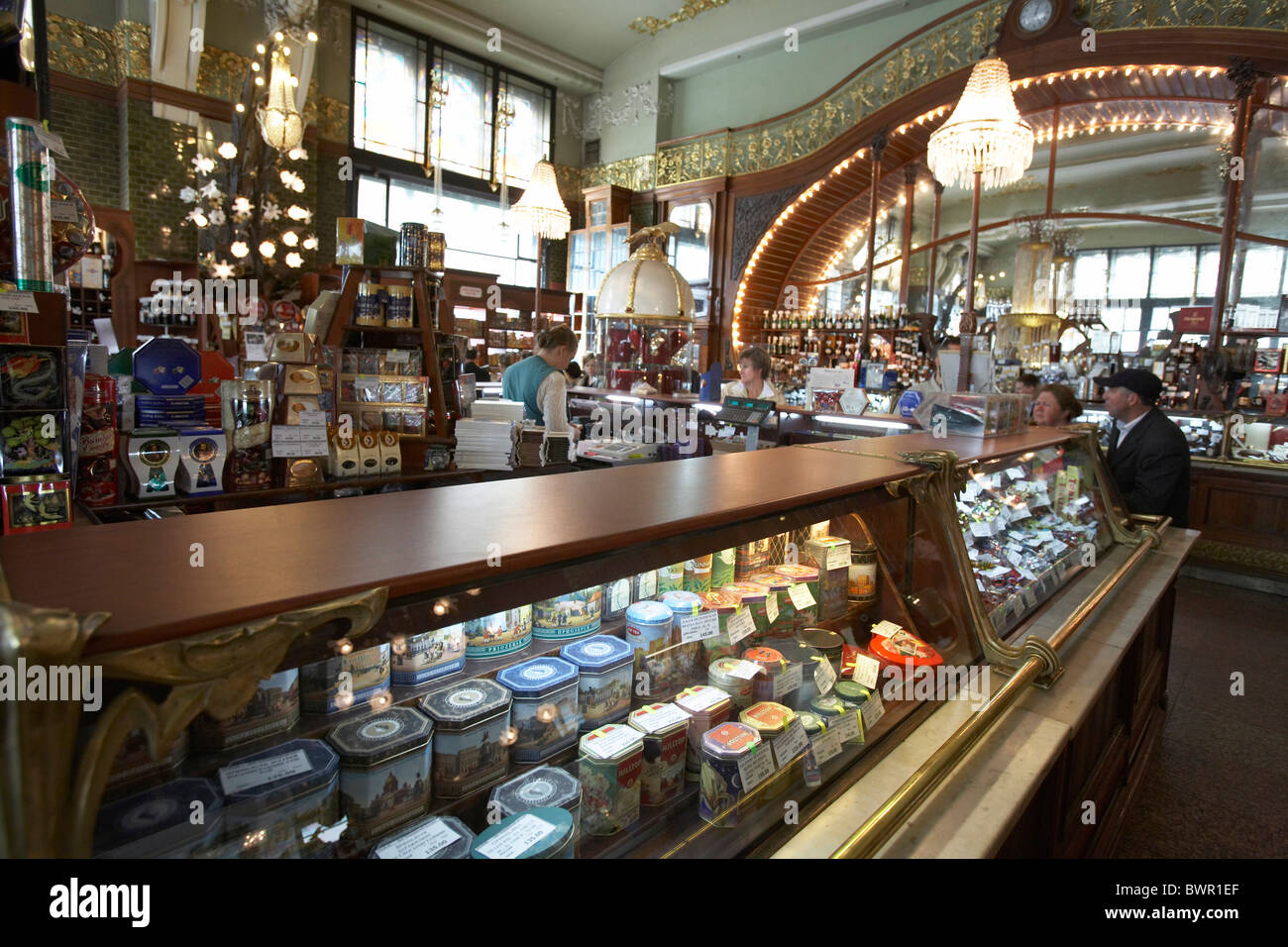 Store historic historical hi-res stock photography and images - Alamy