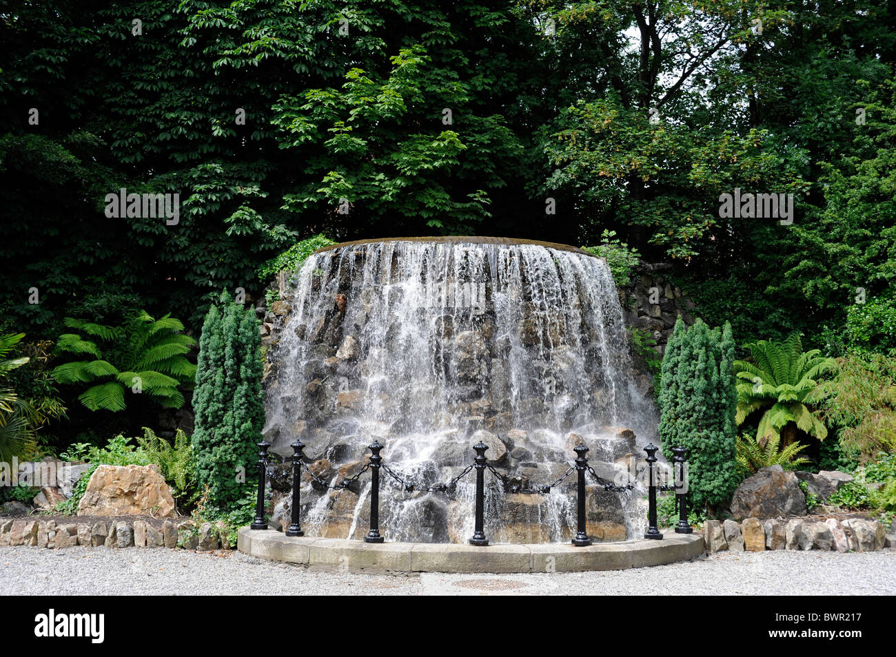 Fountain in Iveagh gardens, Dublin, Ireland Stock Photo - Alamy