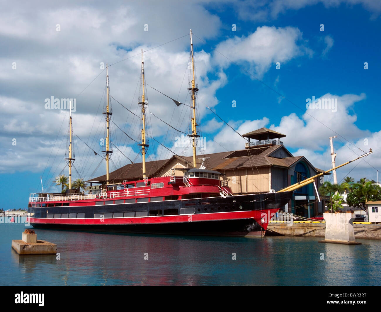 Historic schooner hi-res stock photography and images - Alamy