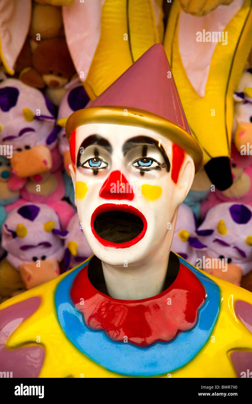 Laughing clown amusement in sideshow alley Stock Photo - Alamy