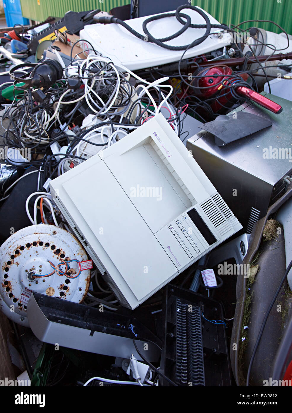 Electrical items recycling hi-res stock photography and images - Alamy