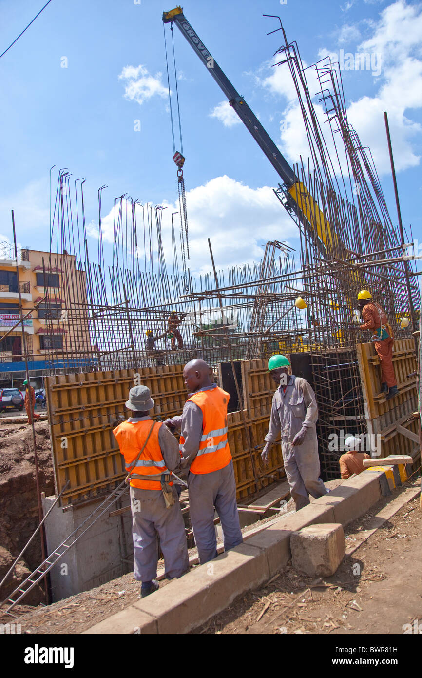 Highway building in Nairobi, Kenya Stock Photo - Alamy