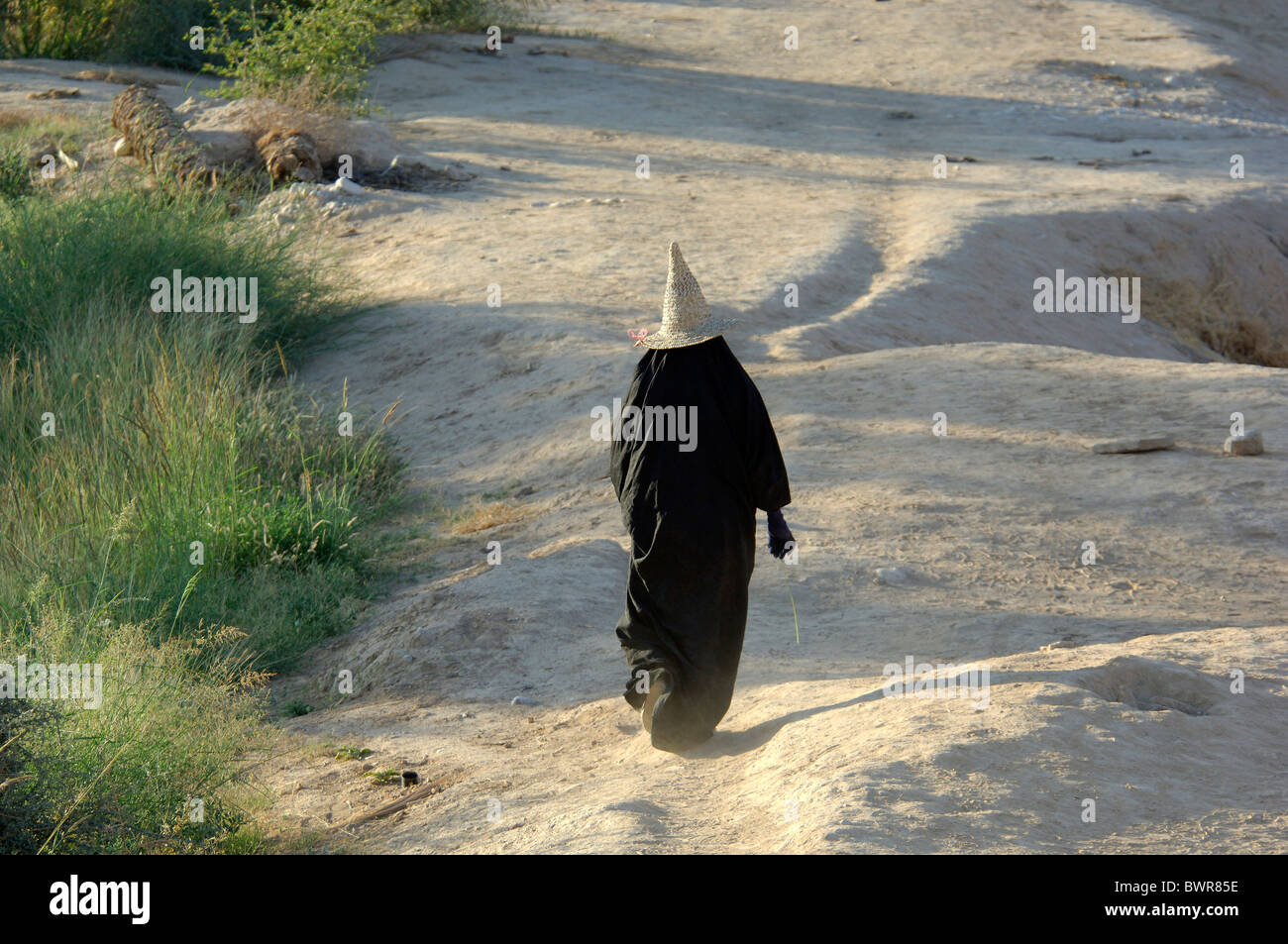 Hadramaut woman hi-res stock photography and images - Alamy
