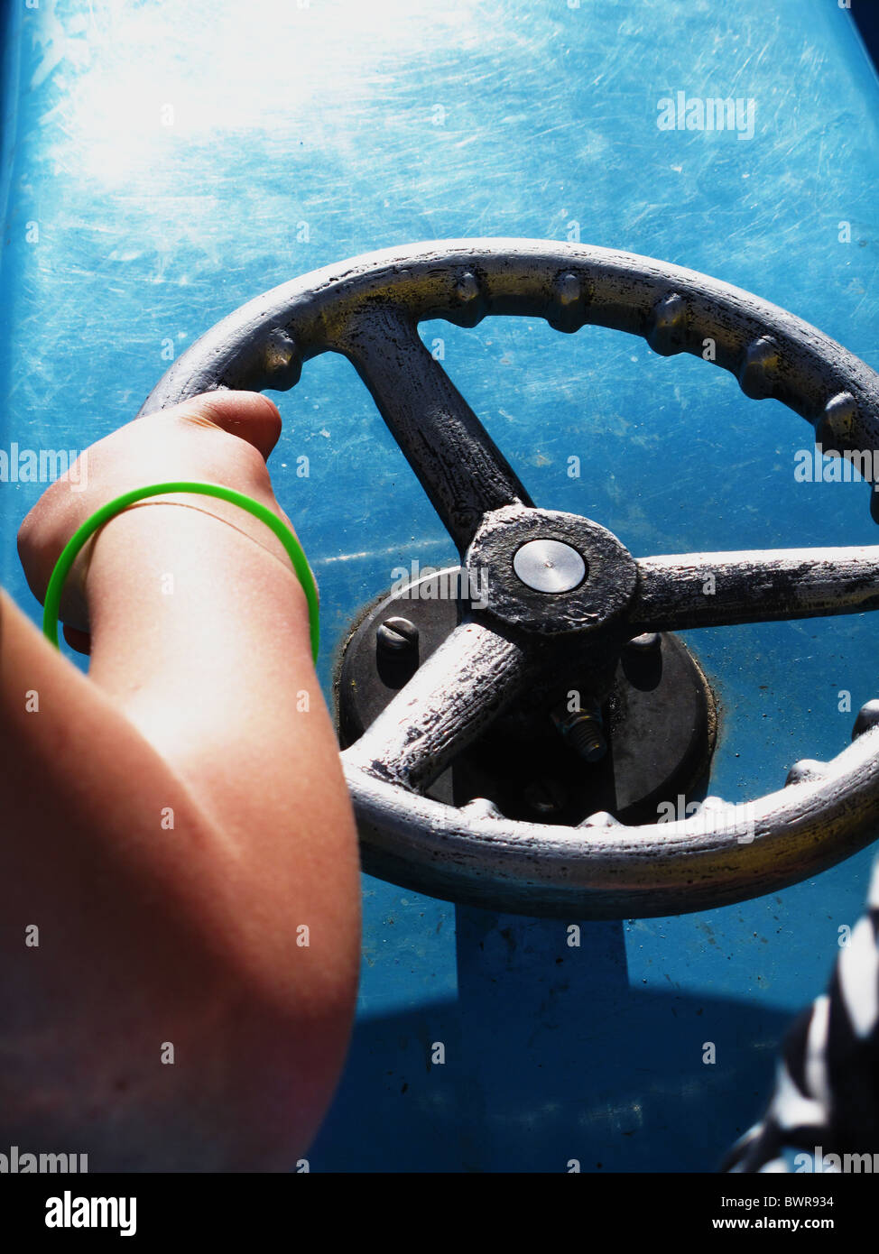 Boat steering wheel hi-res stock photography and images - Alamy