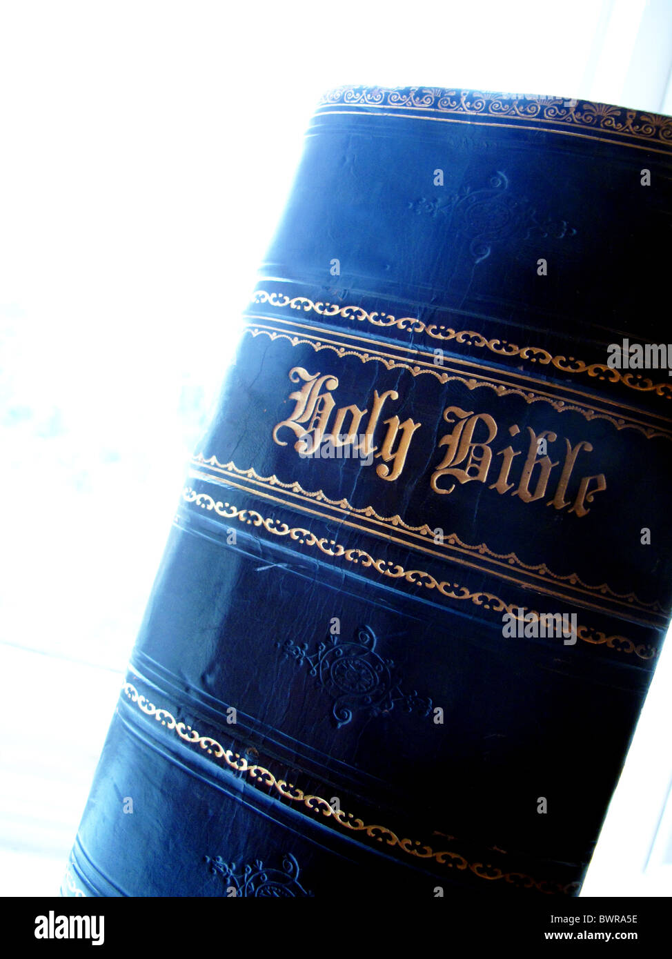 Book spine hi-res stock photography and images - Alamy