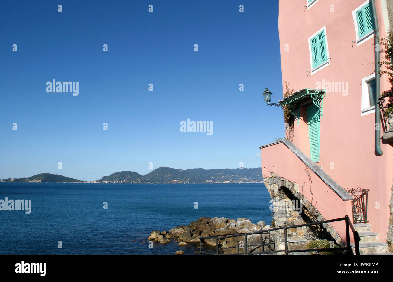 house on sea "beach house" Medieval gulf of Poets Mediterranean Tellaro ...