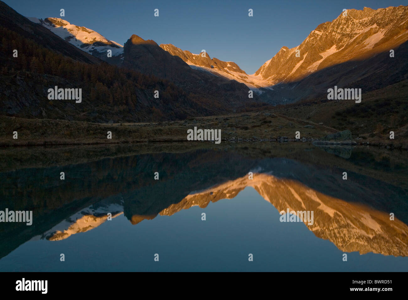 Grundsee hi-res stock photography and images - Alamy