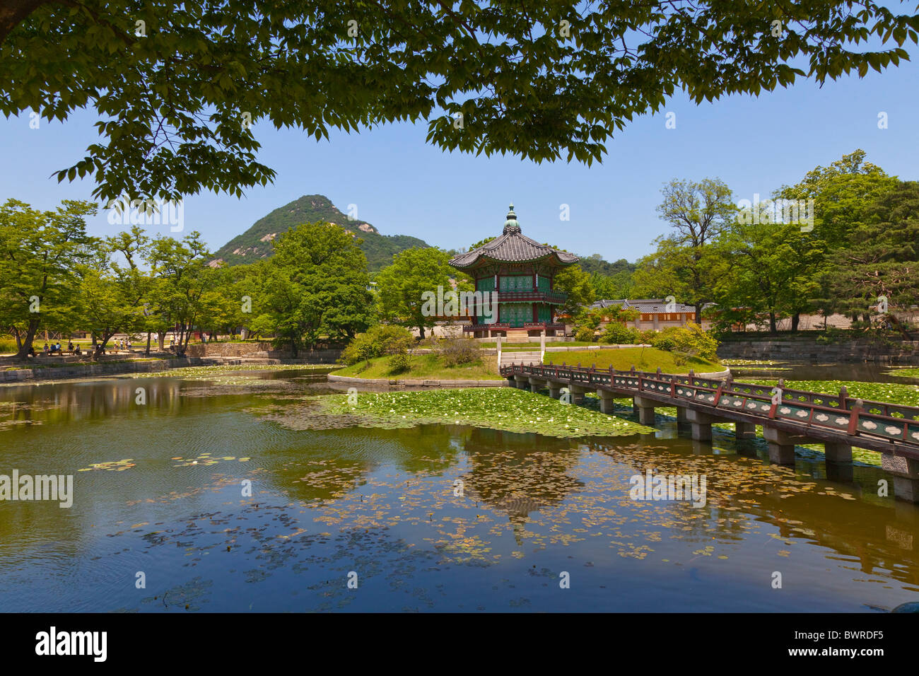 Hyangwonjeong island pavilion at Gyeongbokgung Palace Seoul South Korea ...