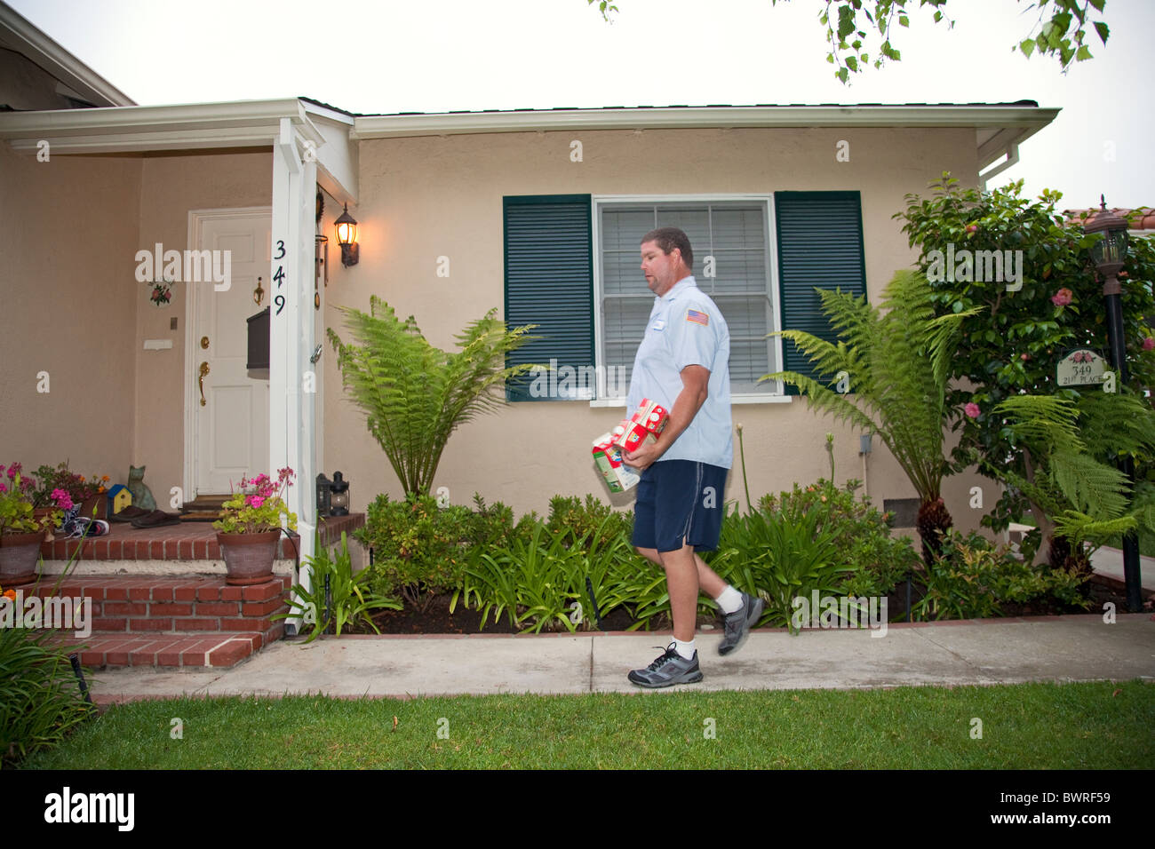 Milkman Wes Miller often begins his morning milk delivery route around ...