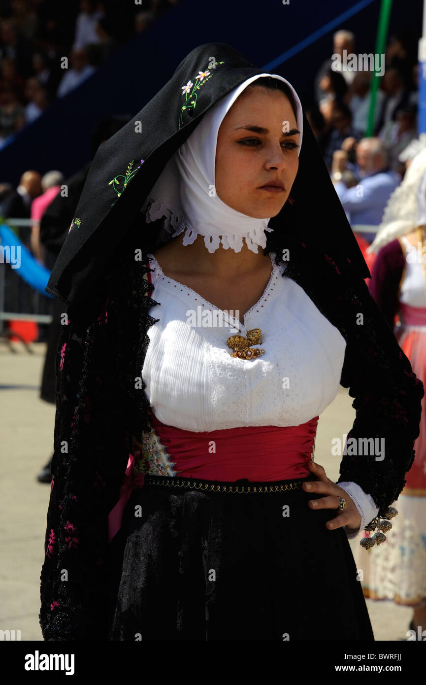 Sarda people hi-res stock photography and images - Alamy