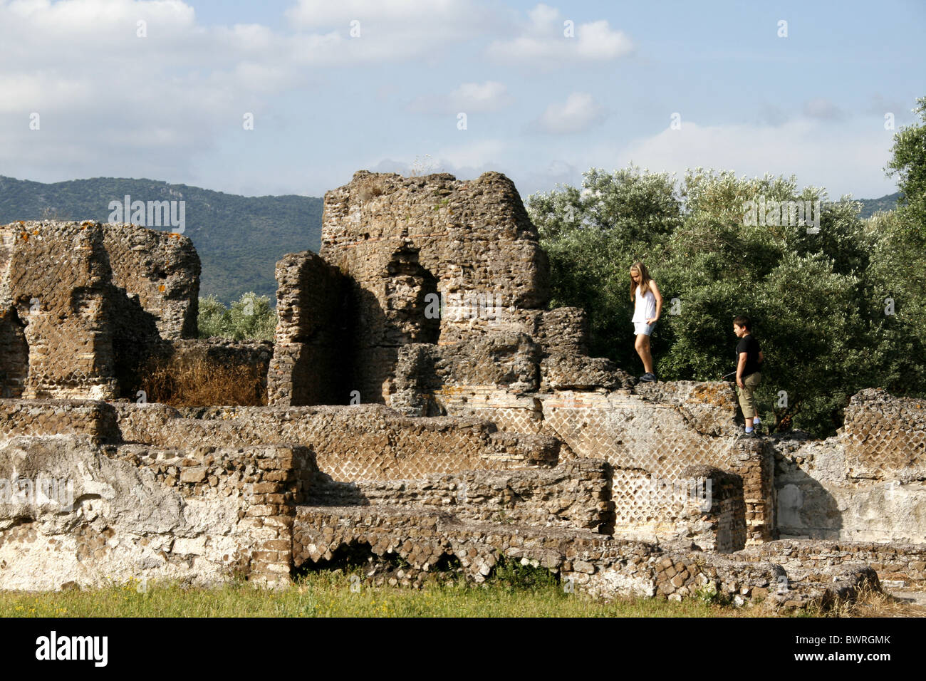Ruins at Hadrian's Villa in Tivoli near Rome Stock Photo - Alamy