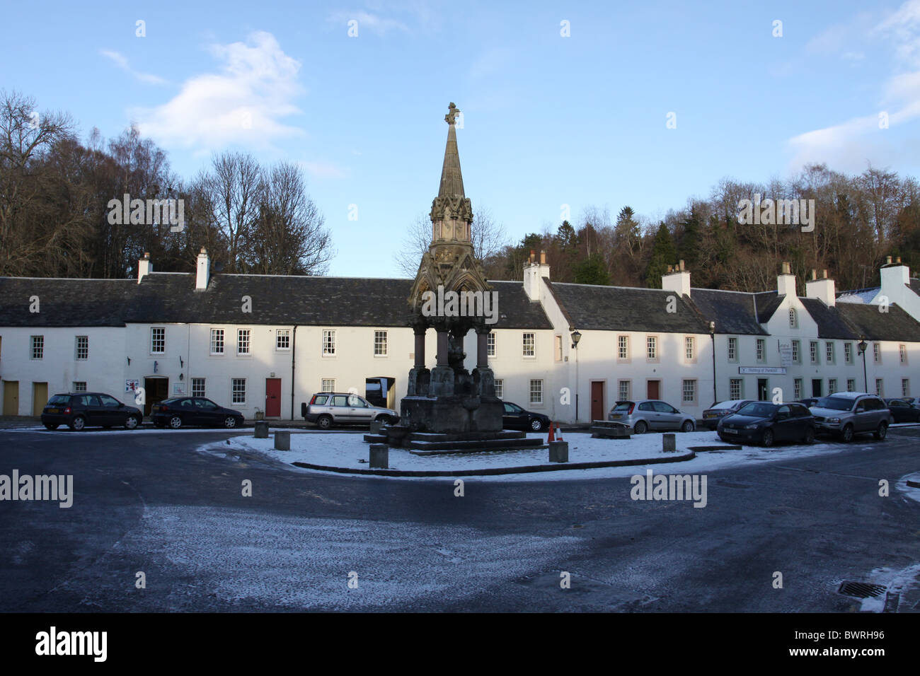 Scotland perthshire street scene town hi-res stock photography and ...
