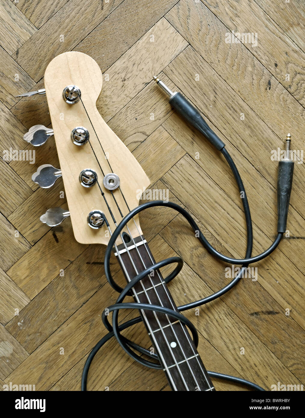 Electric bass hi-res stock photography and images - Alamy