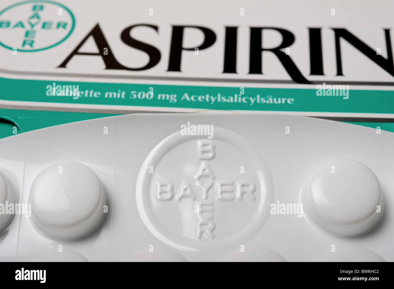 Bayer aspirin hi-res stock photography and images - Alamy