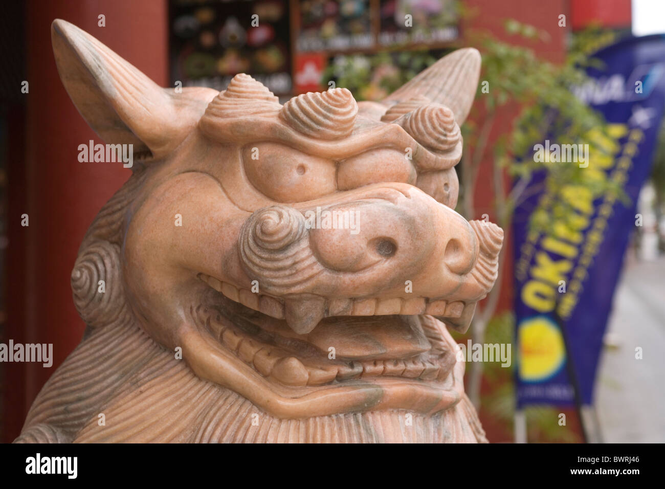 Okinawa shisa hi-res stock photography and images - Alamy
