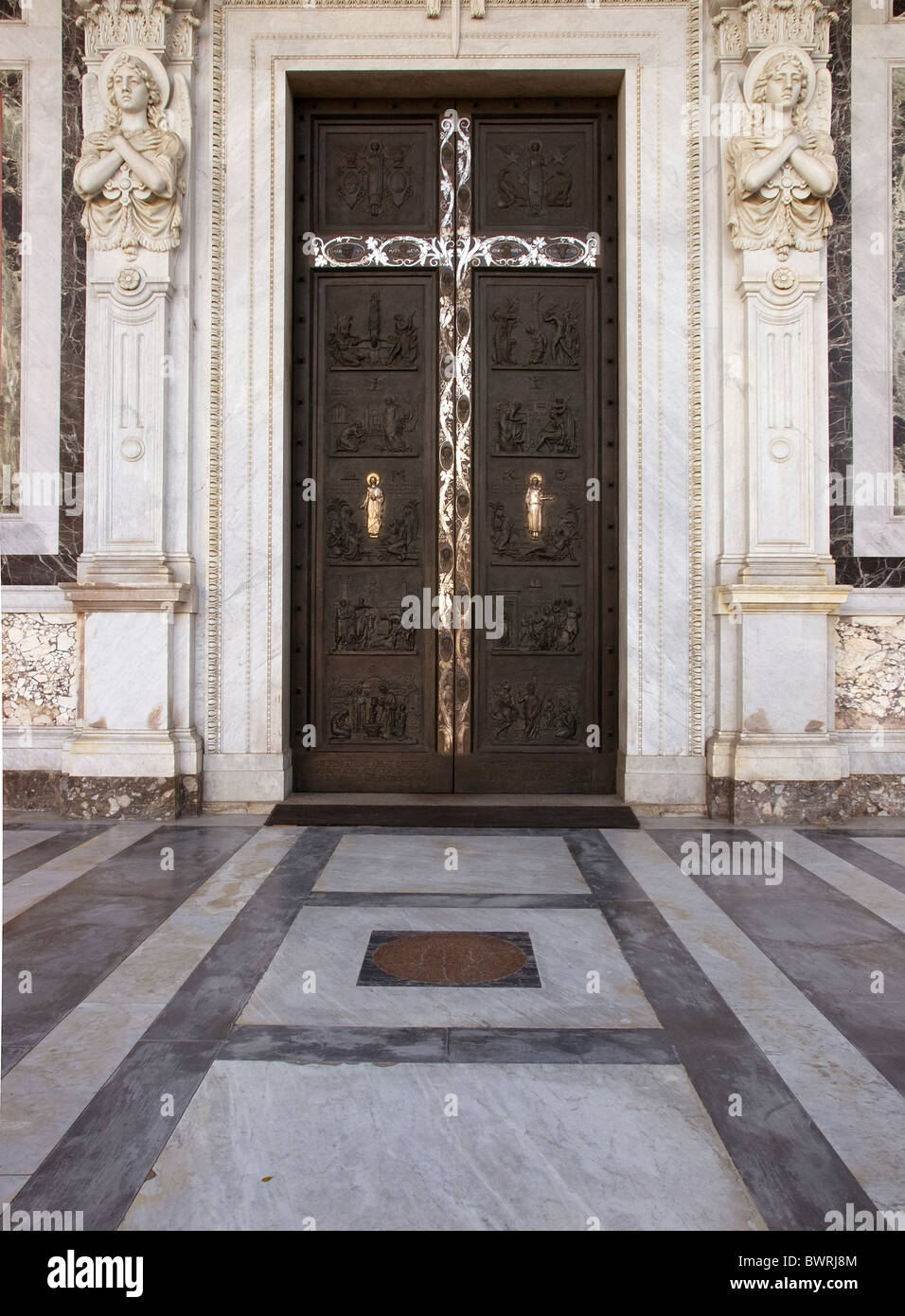 Catholic cross rome hi-res stock photography and images - Alamy