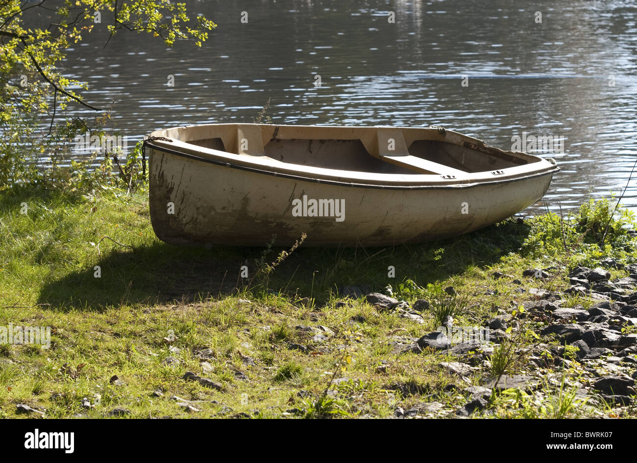 Boat small boat barque bark hi-res stock photography and images - Alamy