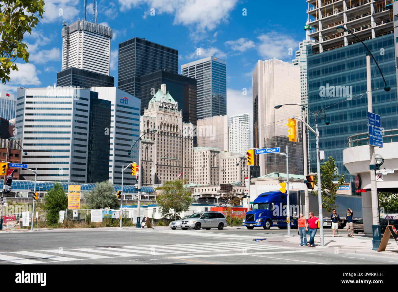 Toronto street hi-res stock photography and images - Alamy