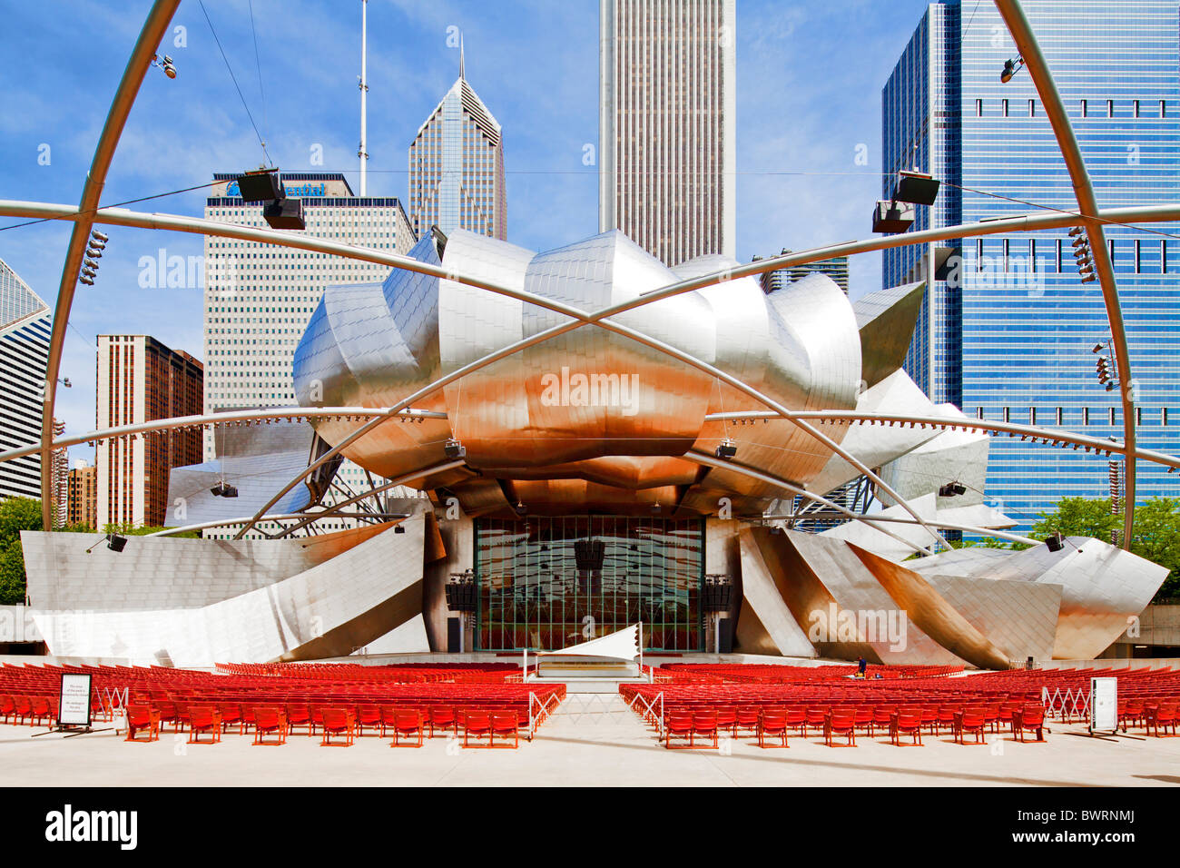 Jay Pritzker Music Pavilion, Chicago, Illinois Stock Photo - Alamy