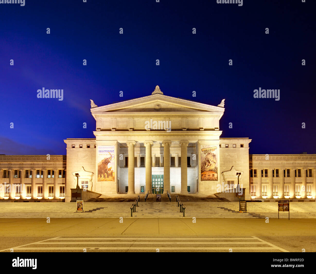 Chicago field museum hi-res stock photography and images - Alamy