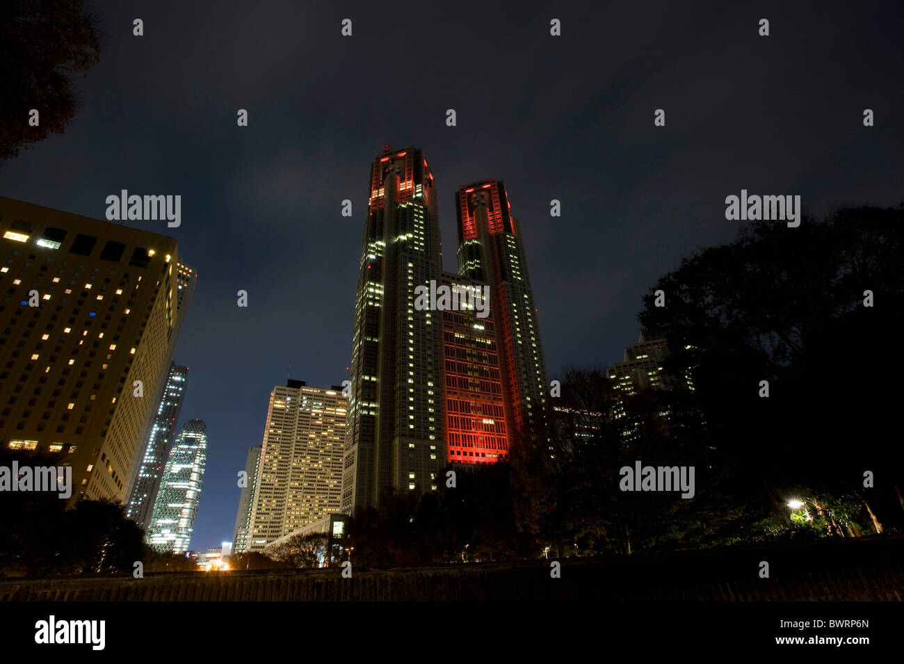 Tokyo metropolitan government offices hi-res stock photography and ...