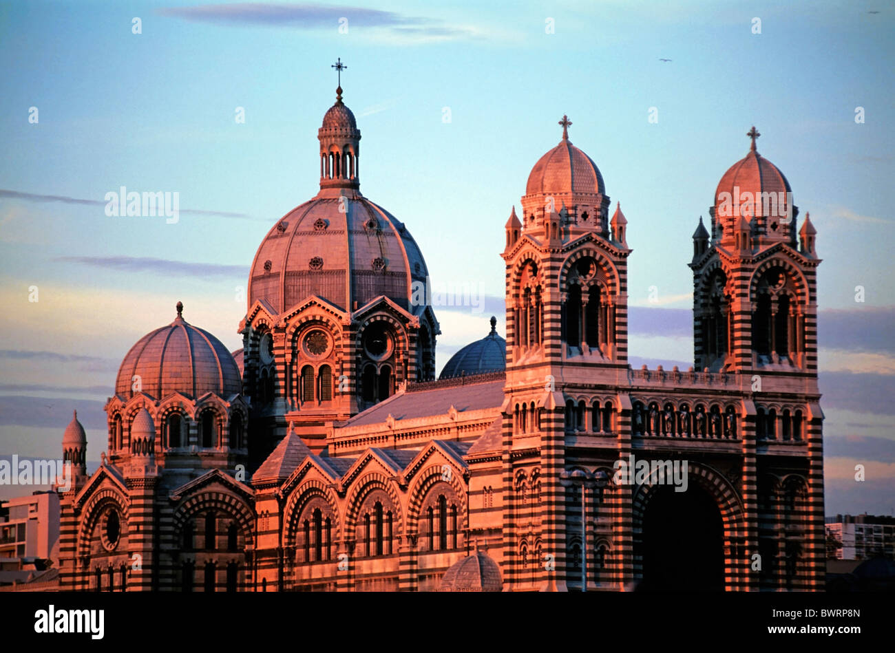 Cathedral sunset exterior hi-res stock photography and images - Alamy