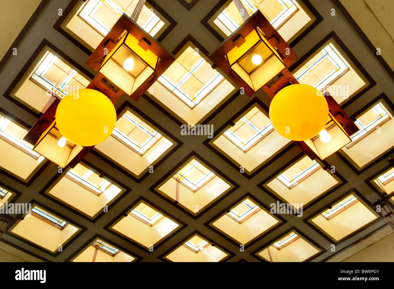 Unity Temple, Oak Park, Illinois, Frank Lloyd Wright Stock Photo - Alamy