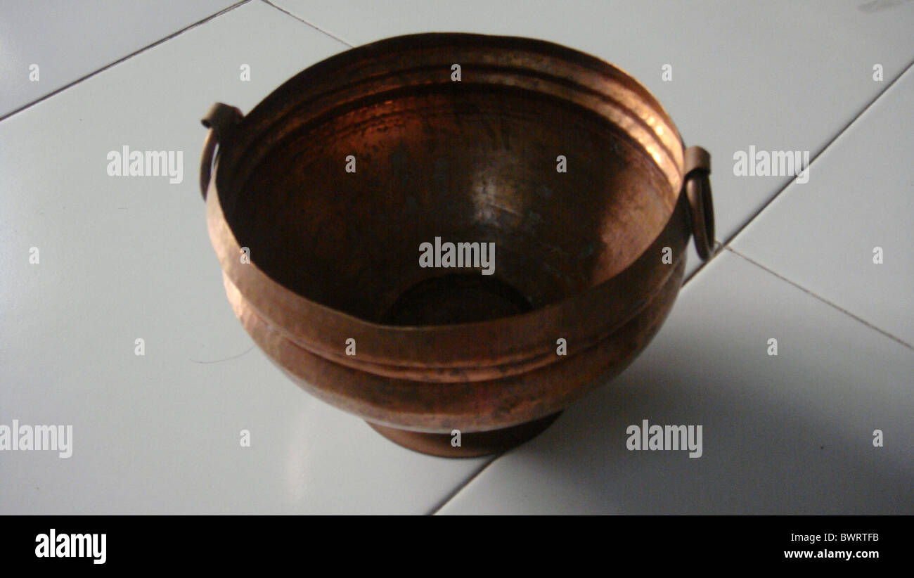 GHANGAL a copper pot Stock Photo - Alamy