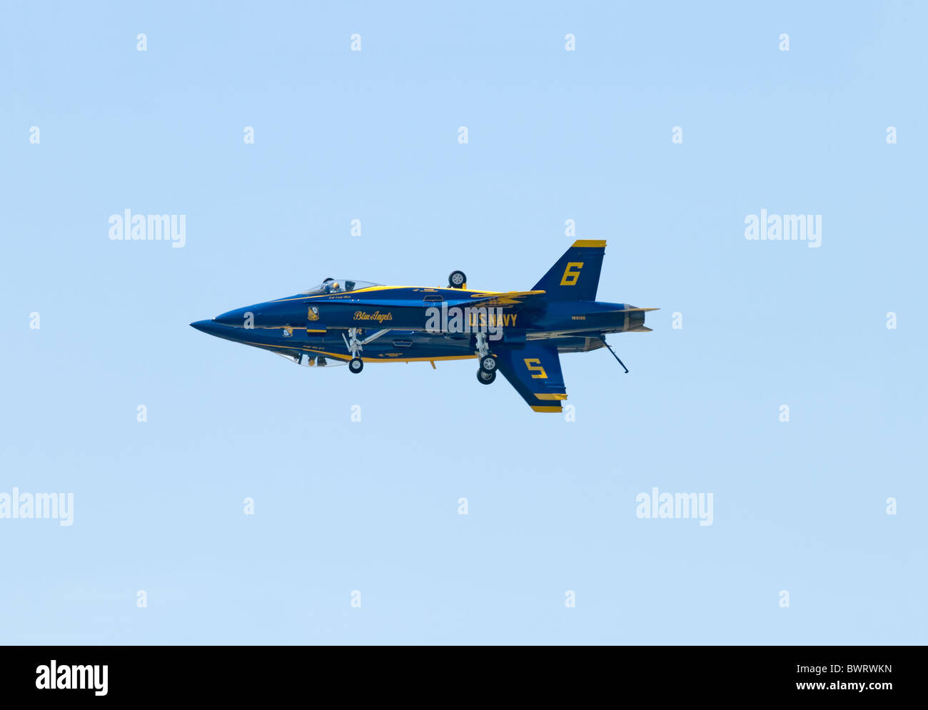 Blue Angels Solos (Angels 5 and 6) perform Fortus Maneuver at 2007 ...