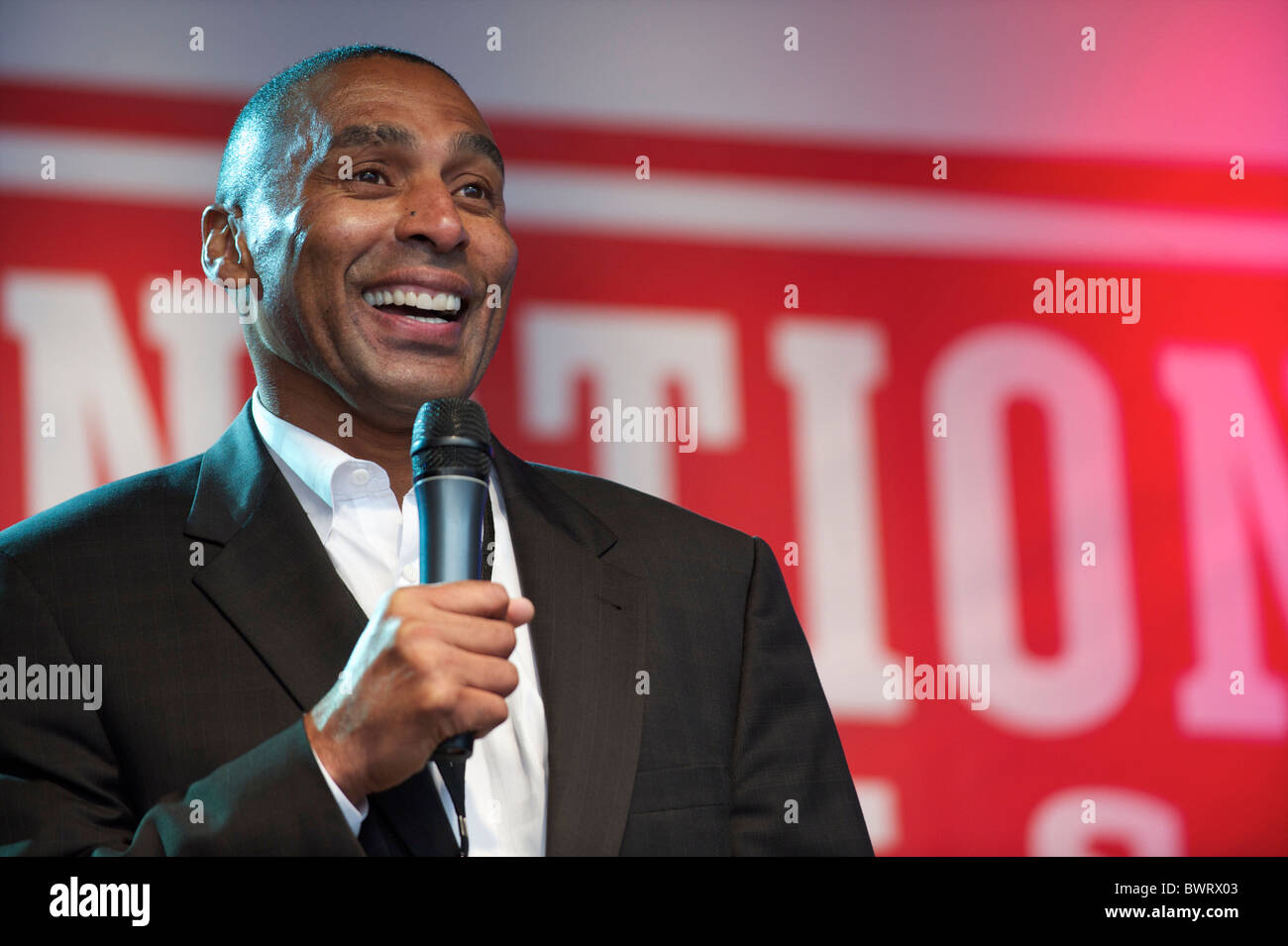 Former San Francisco 49er running back Roger Craig, a three time Super ...