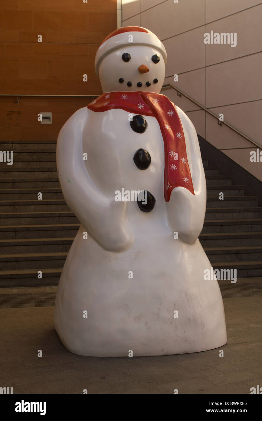 Snowman at Liverpool One Stock Photo - Alamy