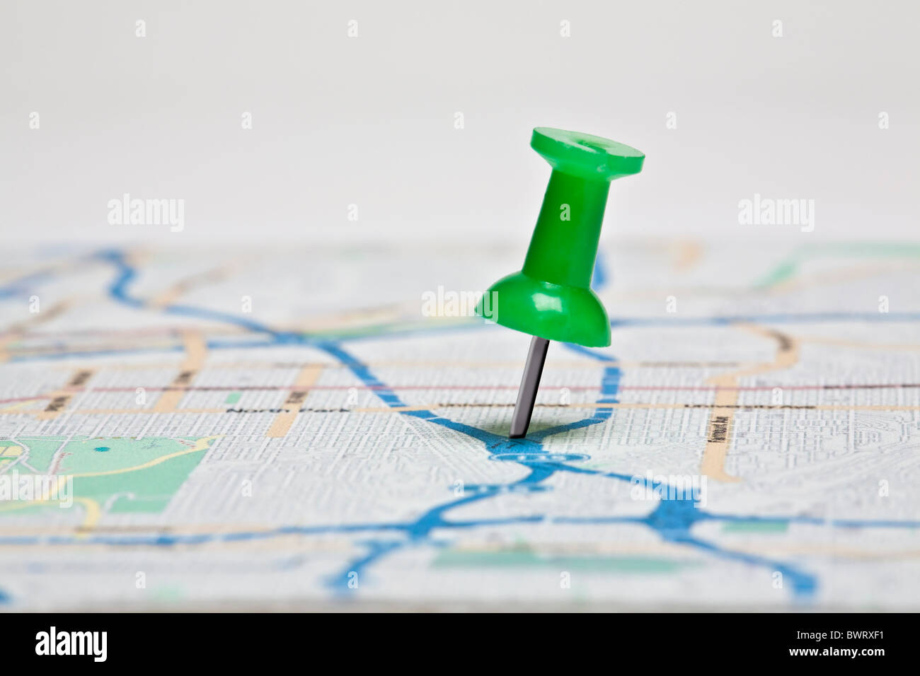 Push pin gps map hi-res stock photography and images - Alamy