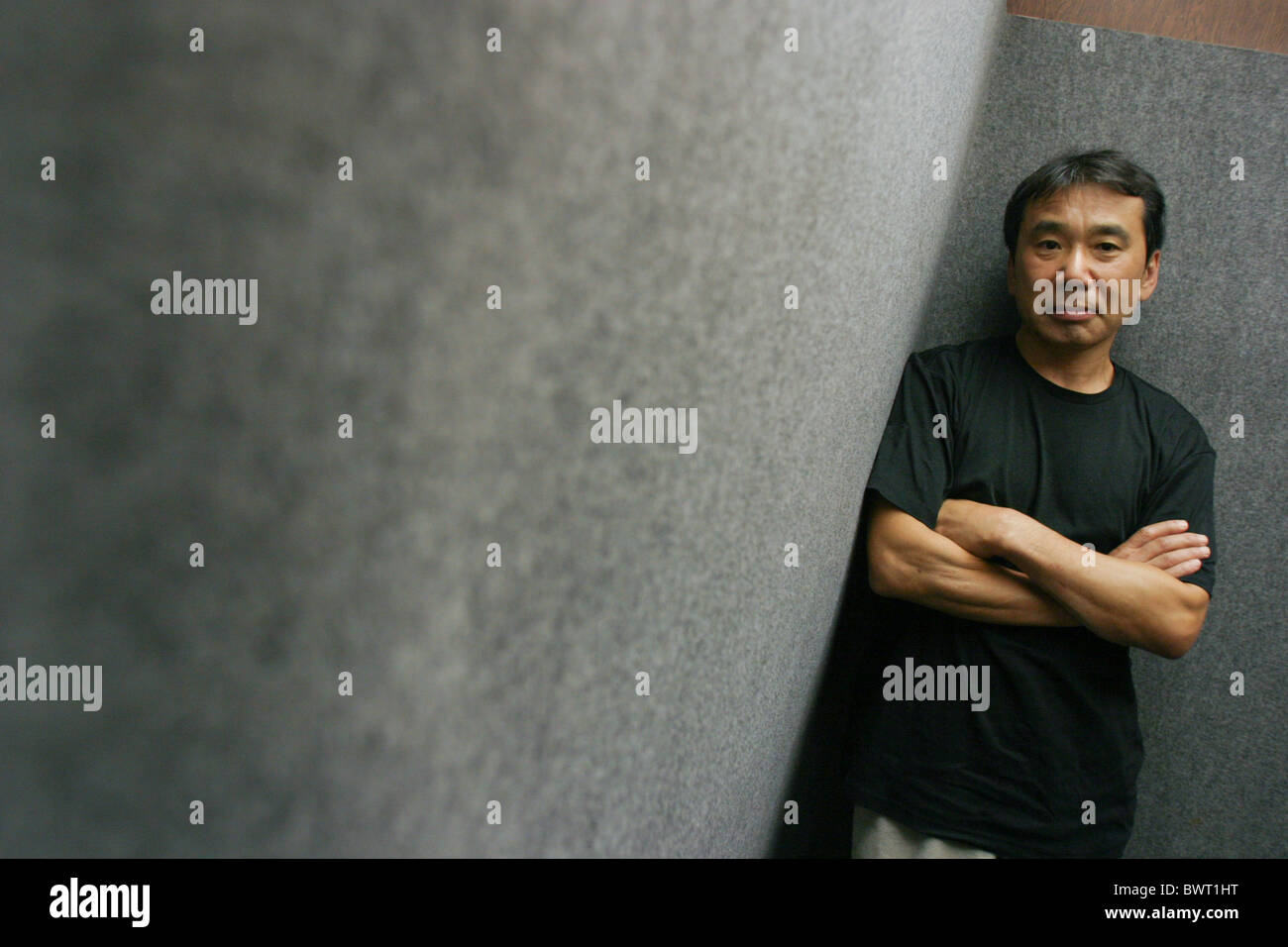 Haruki murakami hi-res stock photography and images - Alamy