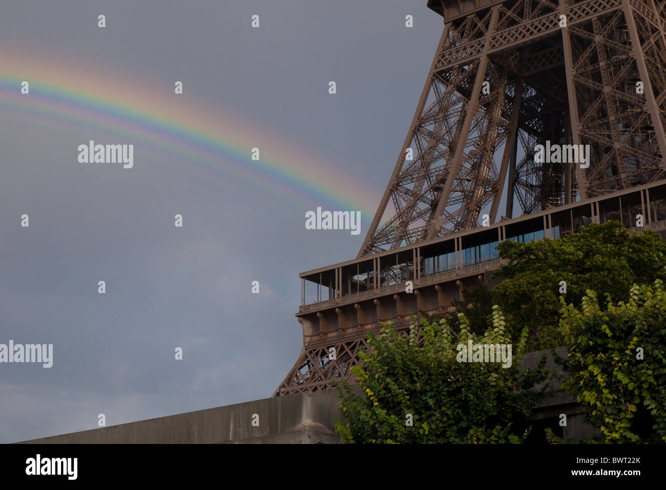 Double rainbow paris france base hi-res stock photography and images ...