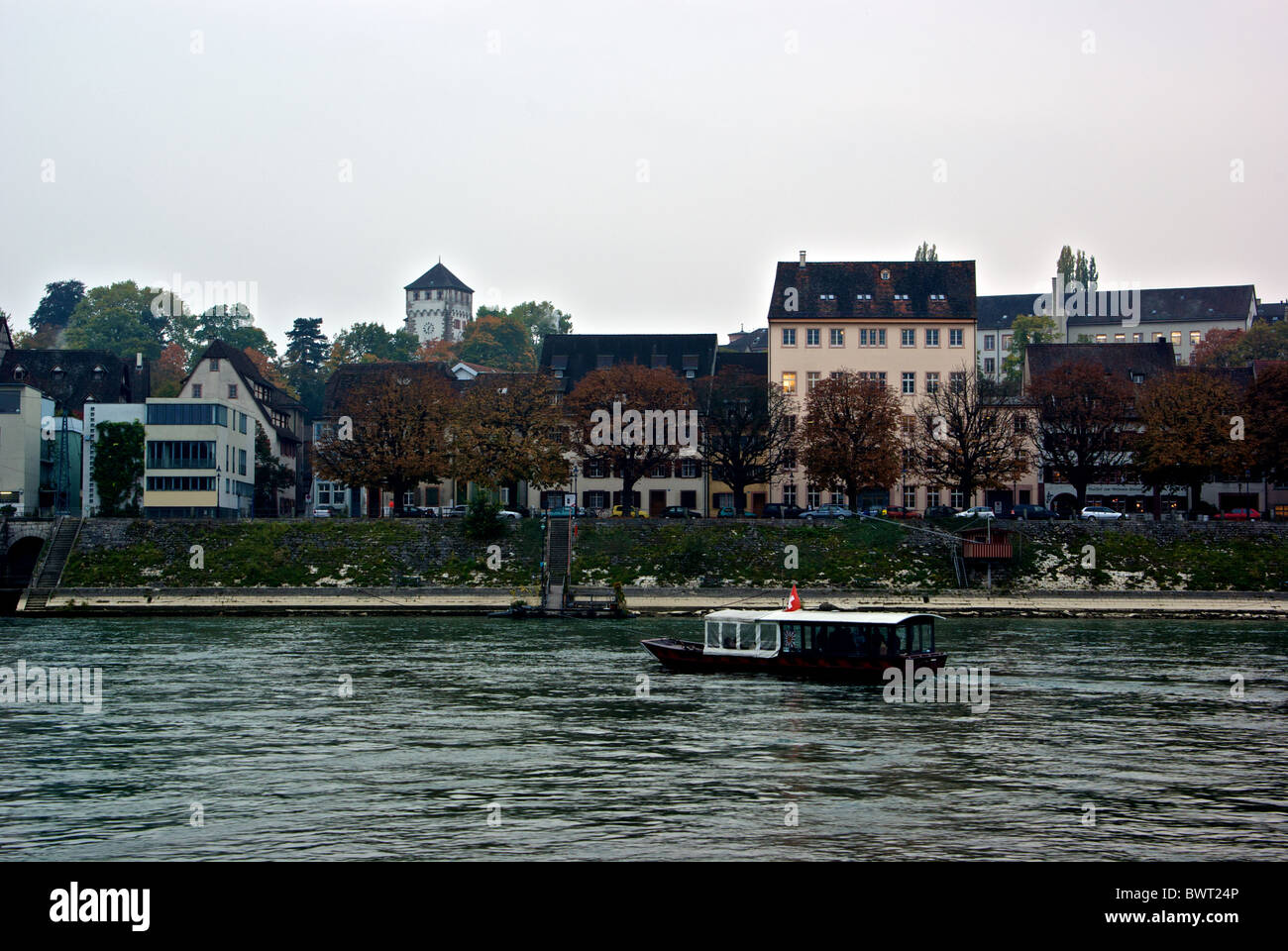 Nonmotorized current driven commuter cable reaction ferry across Rhine ...