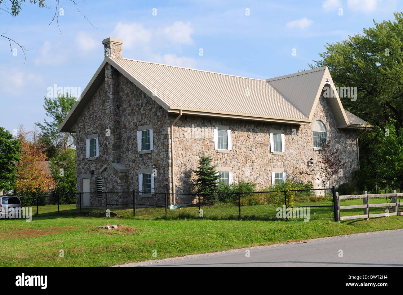 A nice house in Suburb Stock Photo - Alamy