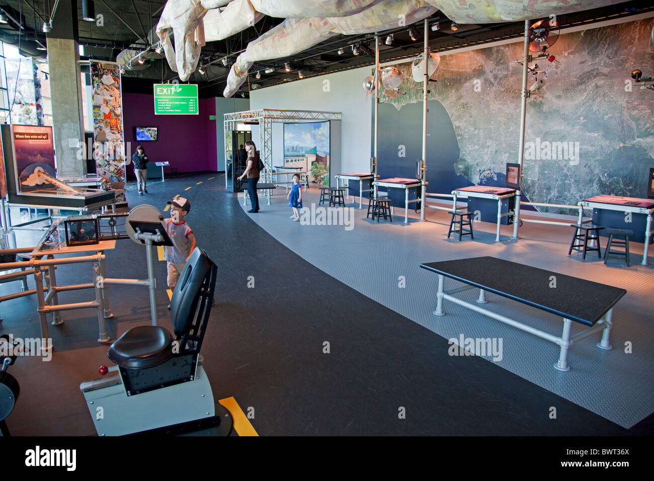 LA Zone Gallery at the Ecosystems Exhibit at the California Science ...