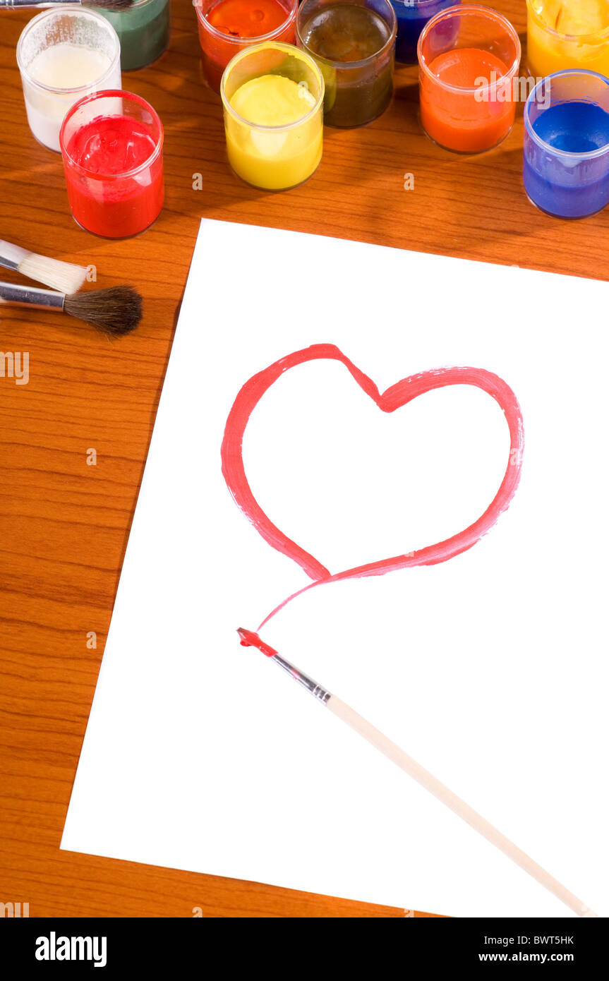 Paint cans heart nobody hi-res stock photography and images - Alamy