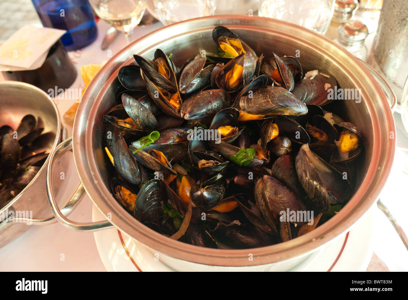 Moule hi-res stock photography and images - Alamy