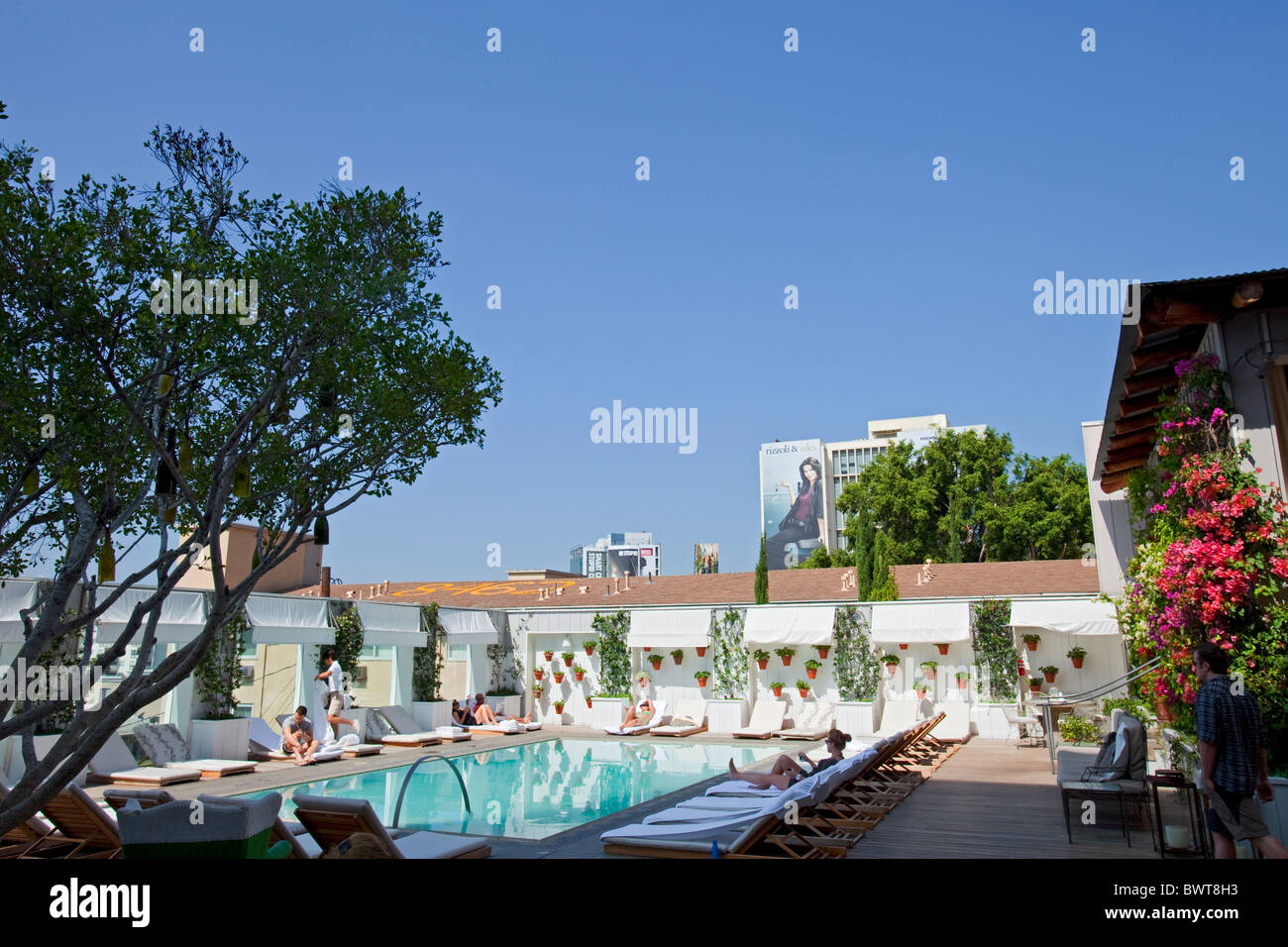 Mondrian hi-res stock photography and images - Alamy