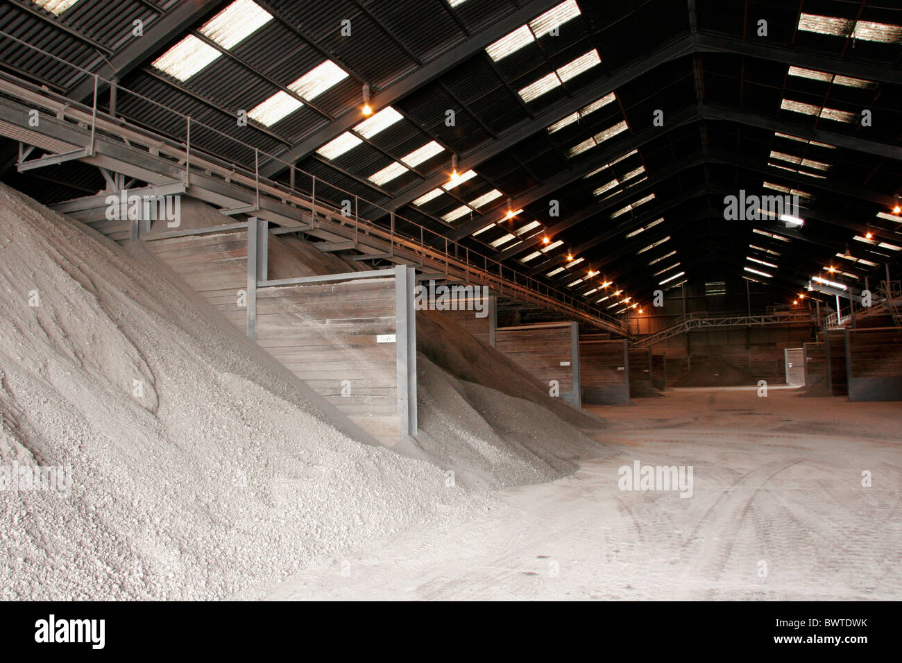 Quarry shed hi-res stock photography and images - Alamy