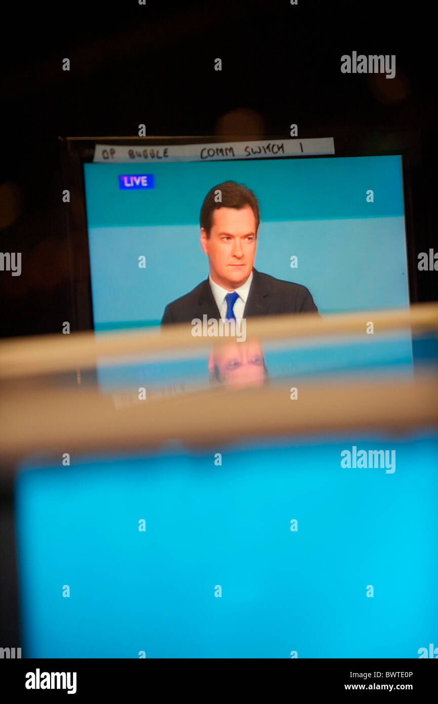 Bbc monitors hi-res stock photography and images - Alamy