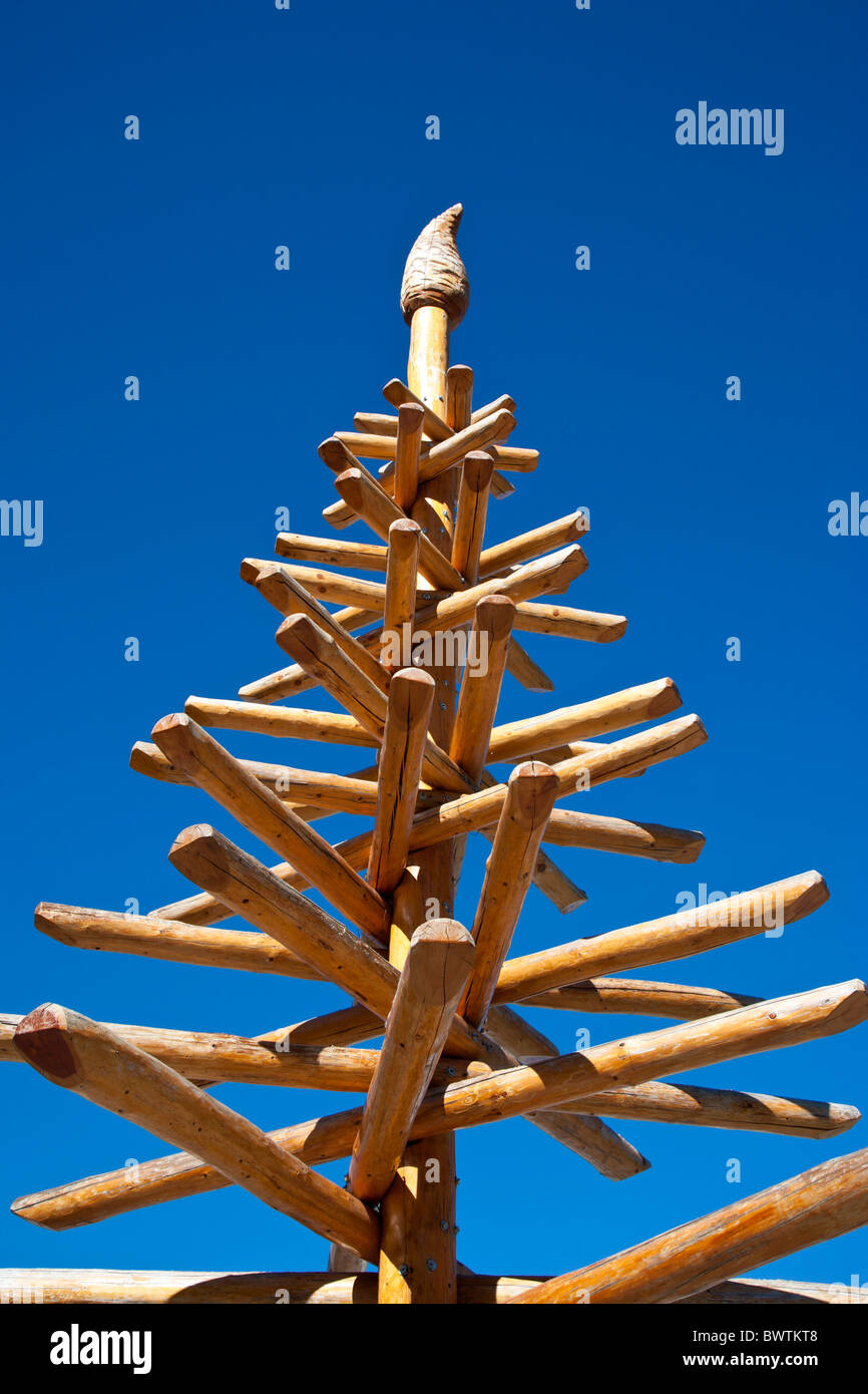 Wood Christmas Tree Sculpture, Sauze d'Oulx, Piemonte, Italy Stock ...