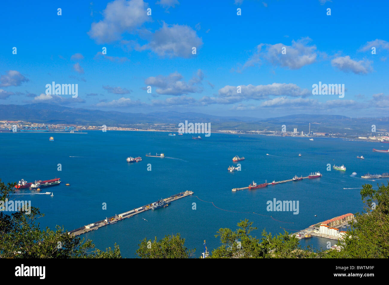 Gibraltar shipyard hi-res stock photography and images - Alamy