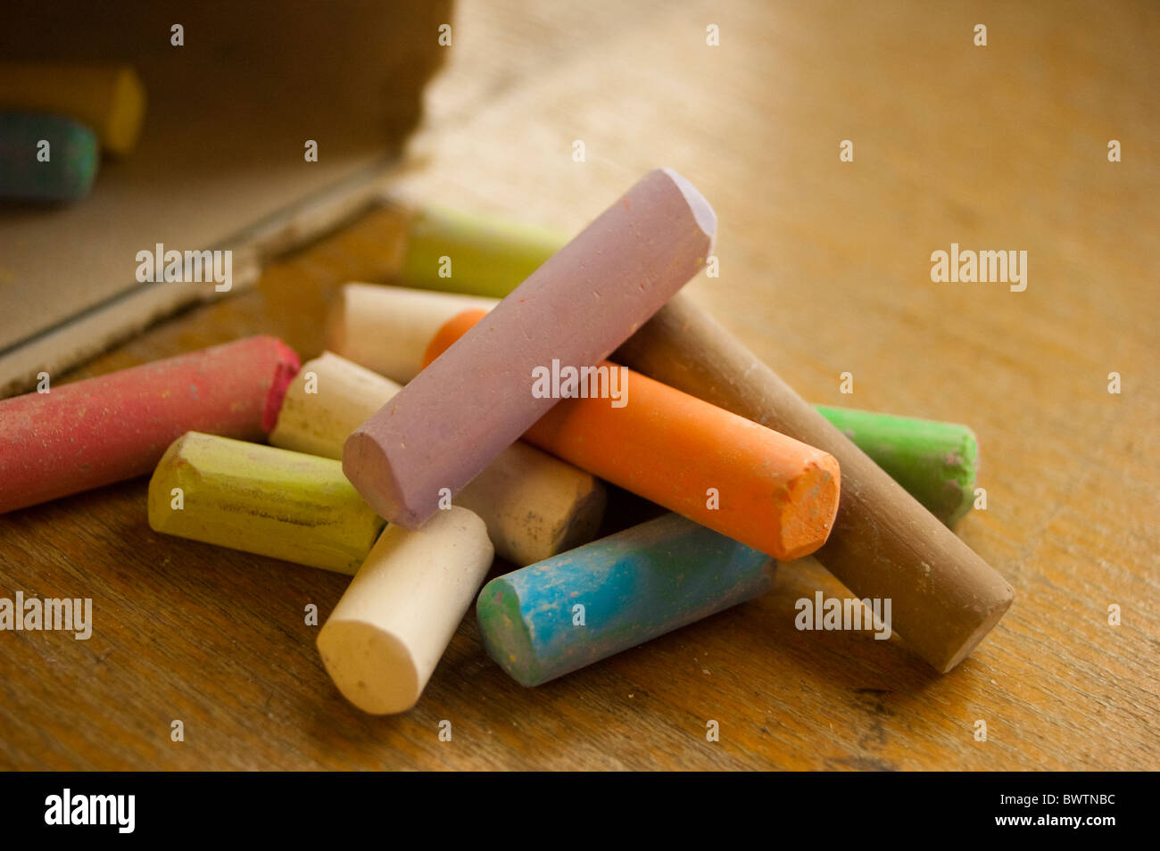 Differently coloured chalk Stock Photo - Alamy