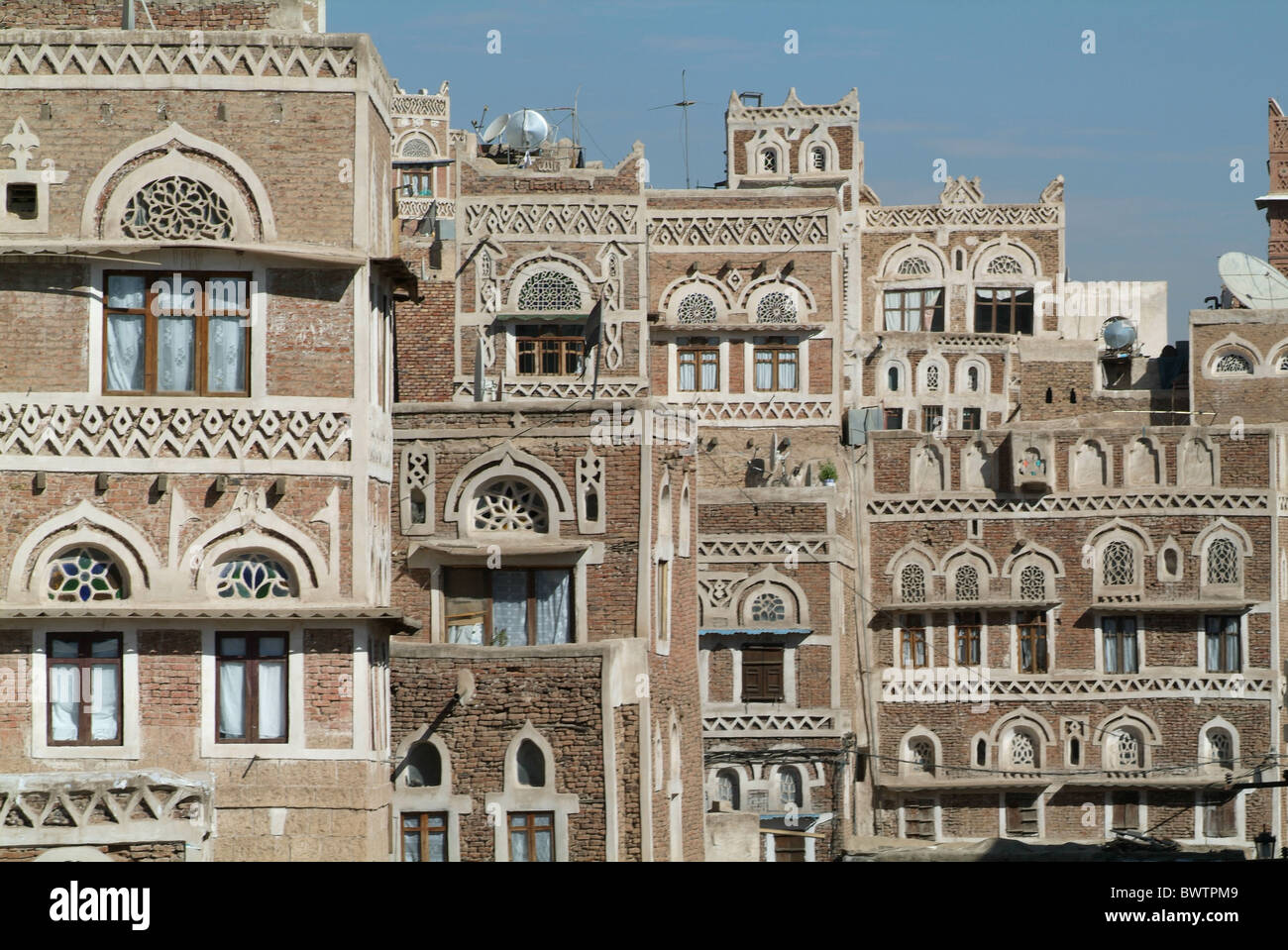 Yemen Sana'a Sanaa Old San'a architecture old city town UNESCO world ...