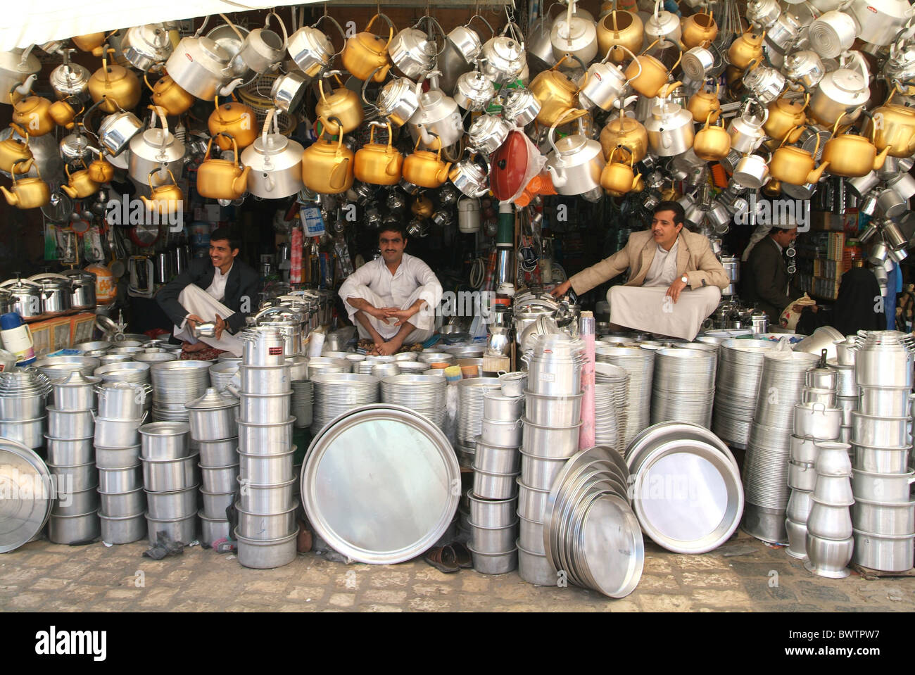 Yemen Sana'a Sanaa Old San'a architecture old city town UNESCO world ...