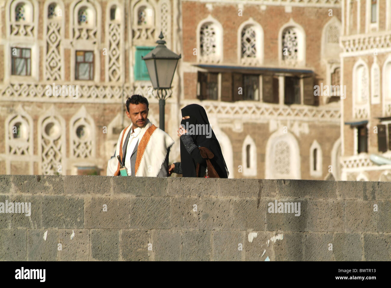 Yemen Sana'a Sanaa Old San'a architecture old city town UNESCO world ...