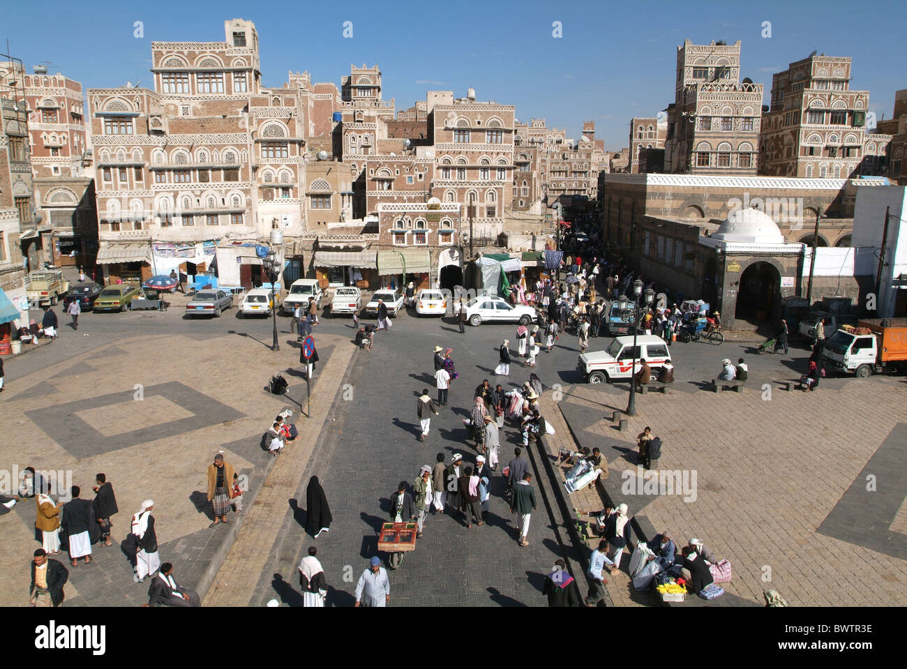 Yemen Sana'a Sanaa Old San'a architecture old city town UNESCO world ...