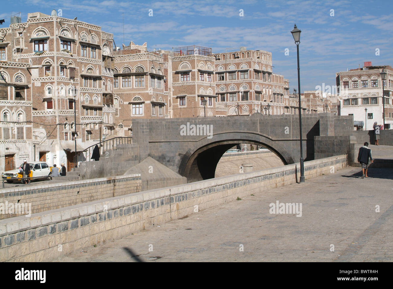 Yemen Sana'a Sanaa Old San'a architecture old city town UNESCO world ...